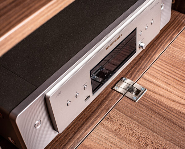 Stilnovi Design: Mobili Hi-Fi Born & Made in Italy